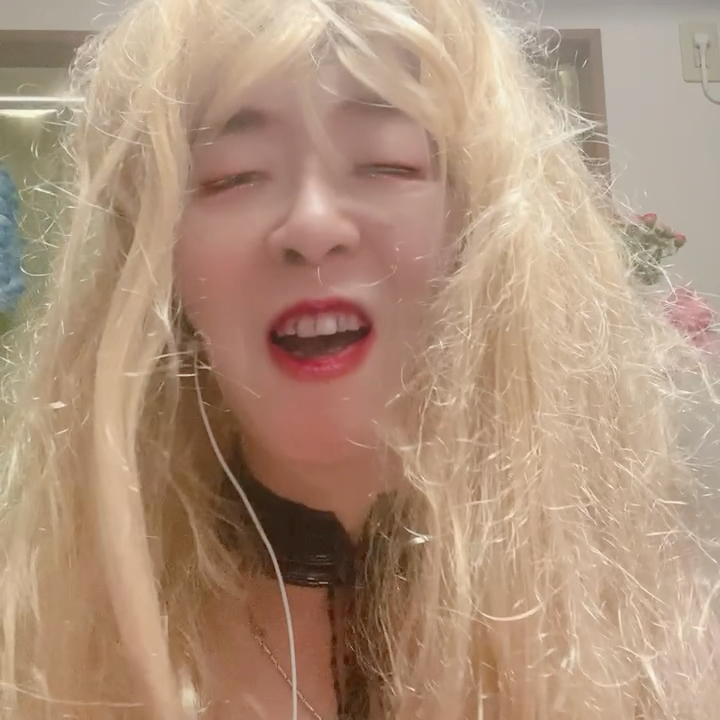 LADY GAGA-BAD ROMANCEをエリカ劇場♬AKB坂道F参加中が歌ってみた - UTAO