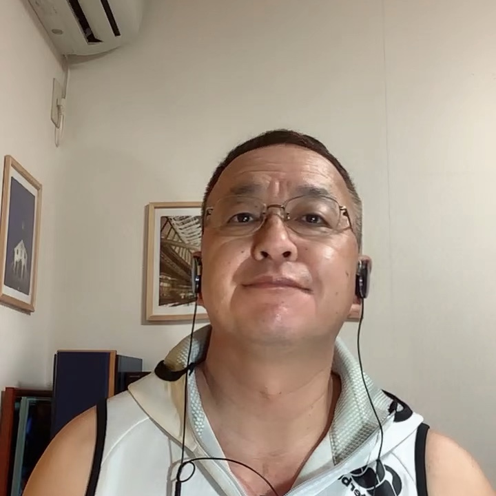 スピッツ-空も飛べるはずをパット♪♪🎵が歌ってみた - UTAO